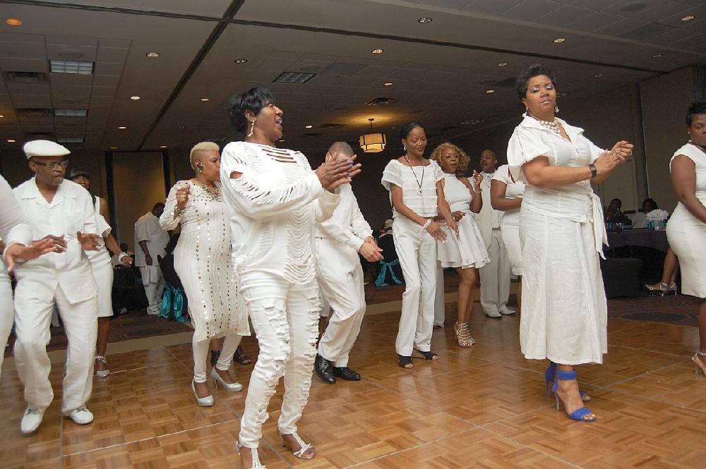 All White Steppers Delight