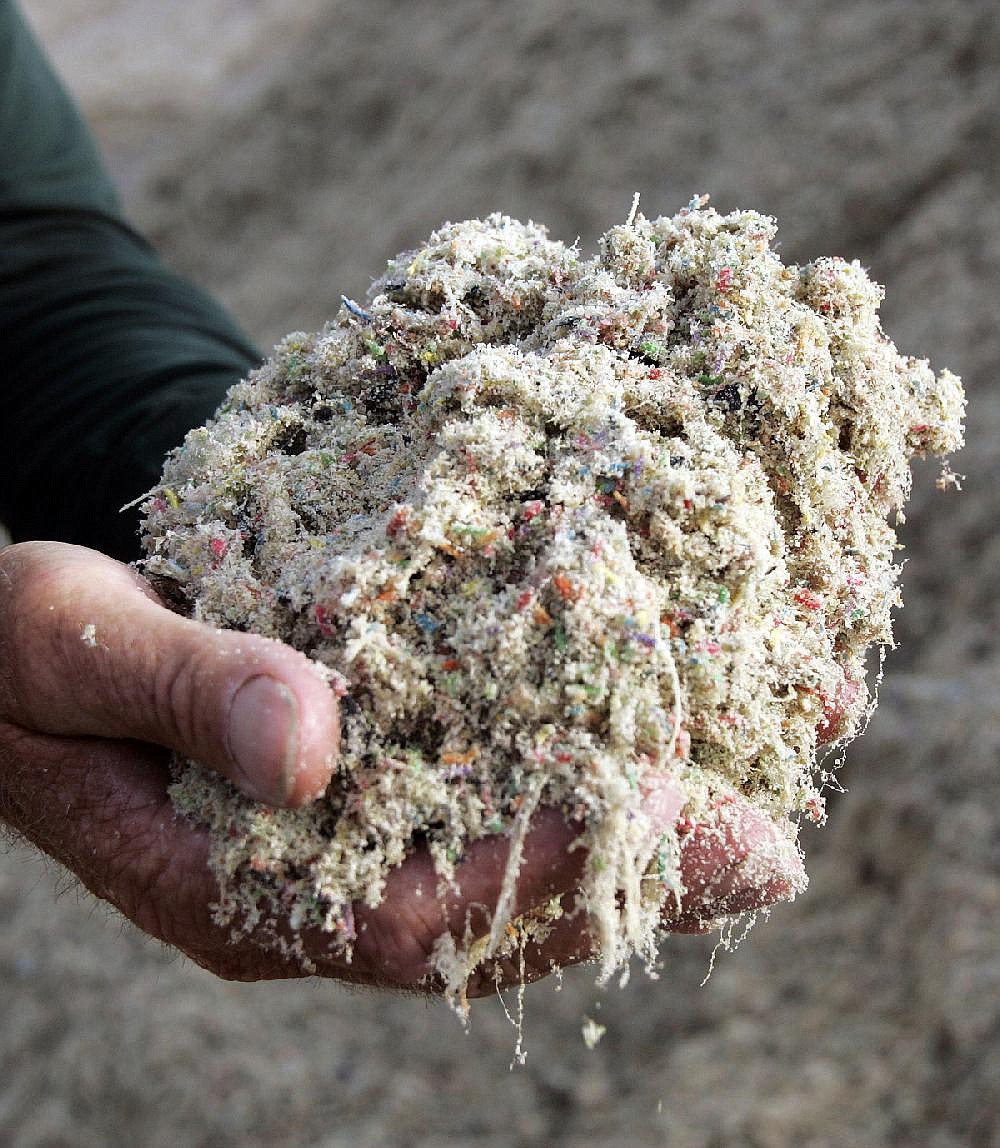 Pollen tariff nothing to sneeze at, farmers fume | The Arkansas ...