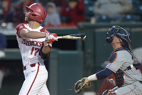 Arkansas beats Auburn, nation's top pitcher | Whole Hog Sports