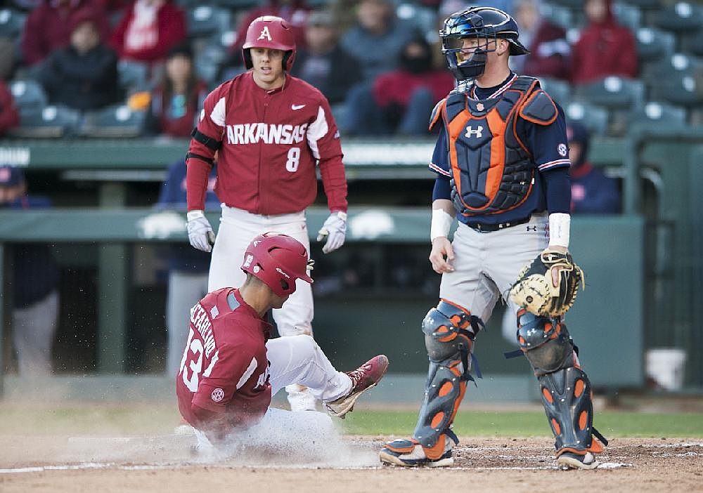 Razorbacks roast pitcher a 3rd time | Northwest Arkansas Democrat-Gazette