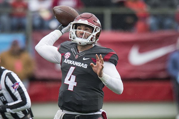Hogs rely on extra coach to get mental game right | Whole Hog Sports