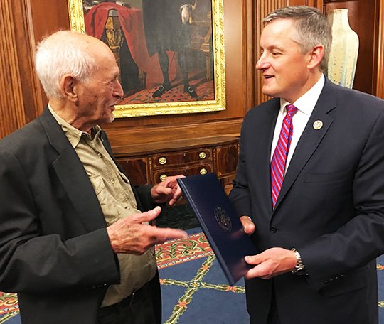 Congressman honors WWII hero from HS | Hot Springs Sentinel Record