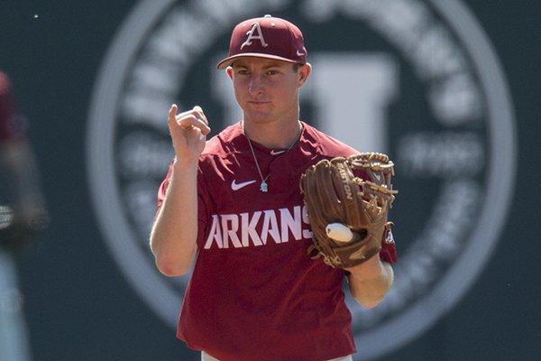 Biggers OK with bad finger | The Arkansas Democrat-Gazette - Arkansas ...
