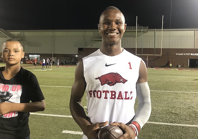 Sophomore QB Porter apperars to have bright future ahead | Whole Hog Sports