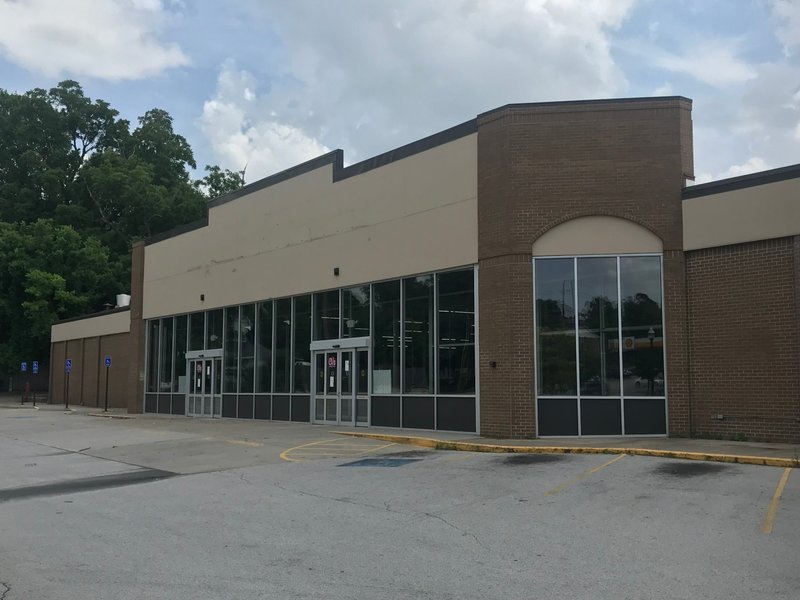 Fayetteville's Ozark Natural Foods to move to former IGA building