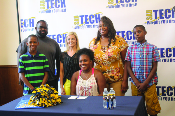 SAU Tech adds cheerleader, fills roster | Camden News