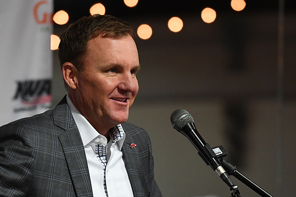 WholeHogSports - VIDEO: Chad Morris' full speech from the NWA Touchdown ...