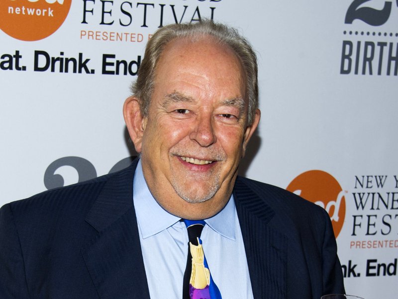 Robin Leach of 'Lifestyles of the Rich and Famous' dies | Northwest ...