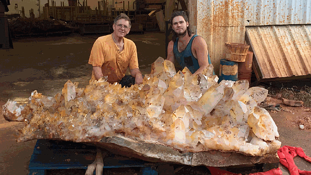 PHOTOS: Image of $3.5M chunk of quartz found in Arkansas goes viral 2 ...