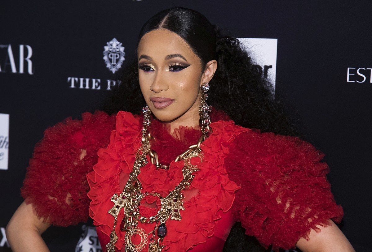 Cardi B gets assault summons but lawyer say she did no harm | Hot ...