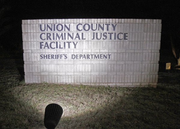 UCSO finds body outside of El Dorado | El Dorado News