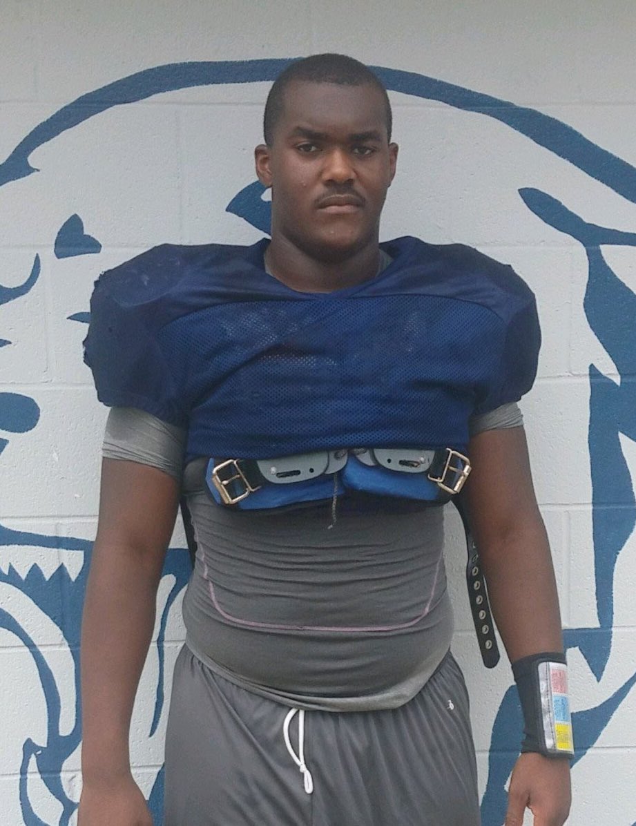 WholeHogSports - UNDER THE RADAR: Lafayette County's Corderious Thompson