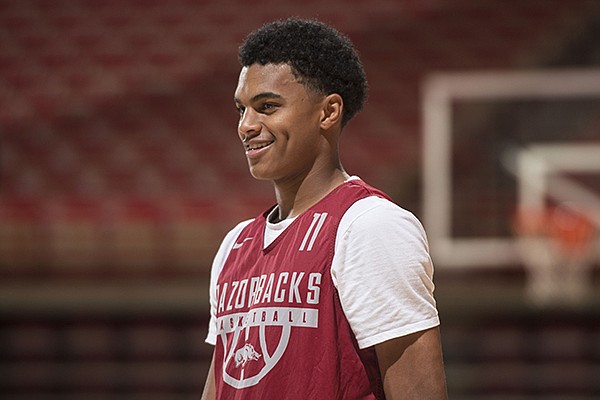 Jalen Harris ready to shine off redshirt season | Whole Hog Sports
