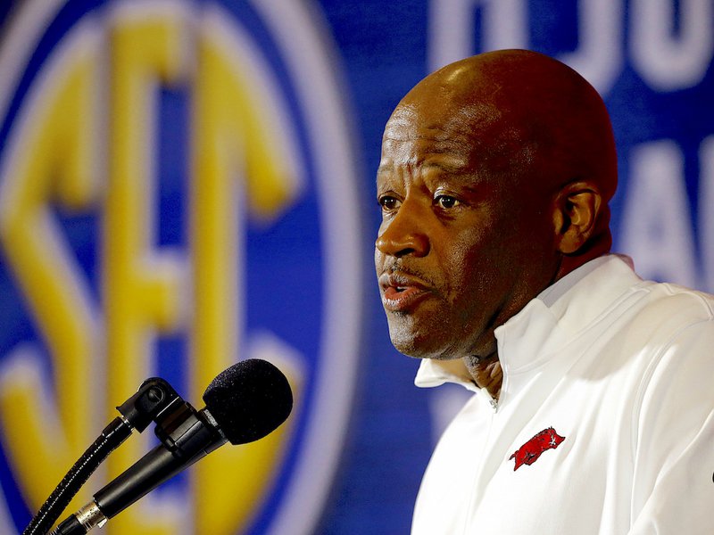 Gafford front and center for inexperienced Arkansas squad | Hot Springs ...