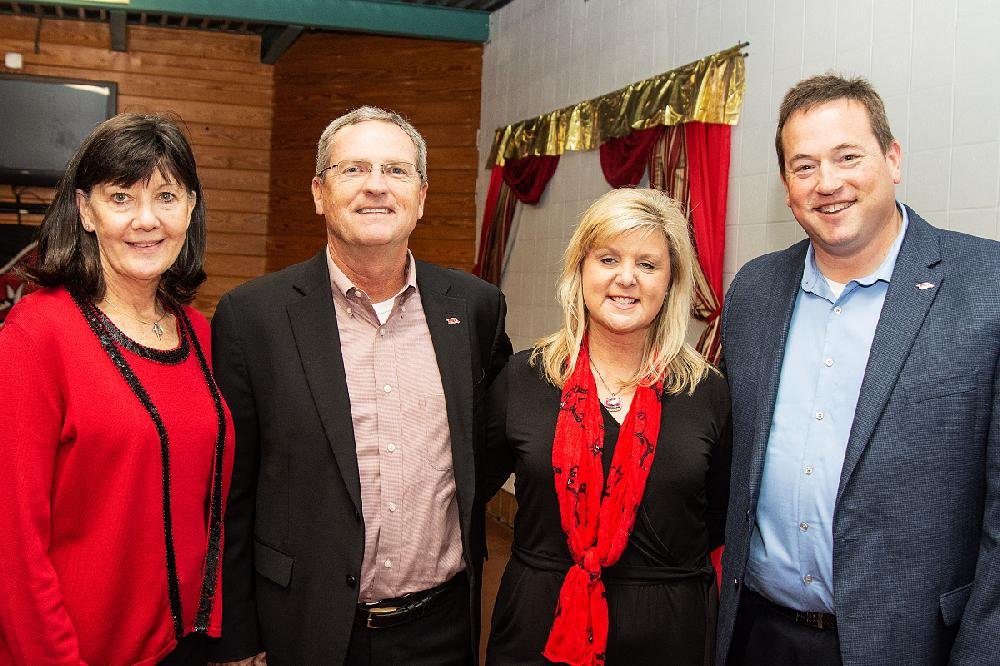 Dave Van Horn honored as Leader of the Year | The Arkansas Democrat ...