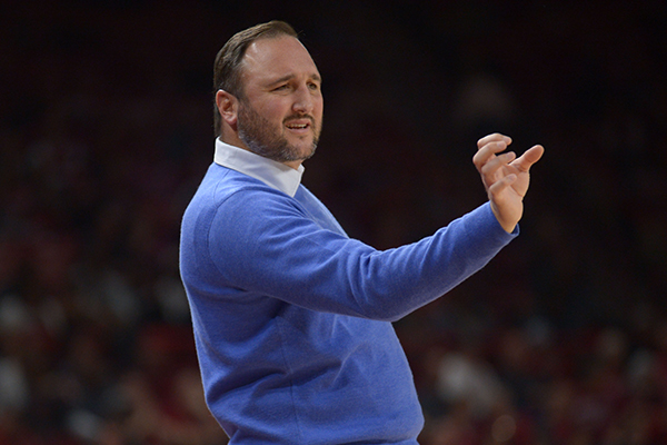 WholeHogSports - VIDEO: Texas-Arlington coach Chris Ogden recaps loss ...