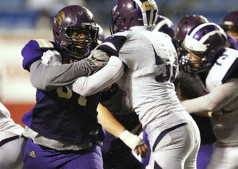 O-linemen hunker down in trenches | The Arkansas Democrat-Gazette ...