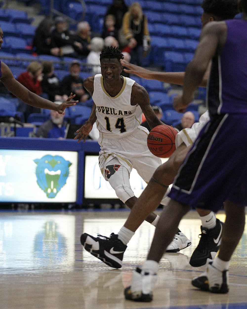 John Stanton Classic basketball | The Arkansas Democrat-Gazette ...