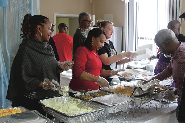 Community lunch feeds those in need on Christmas | Hot Springs Sentinel ...