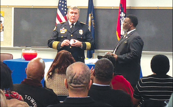 Lott meets with police department
