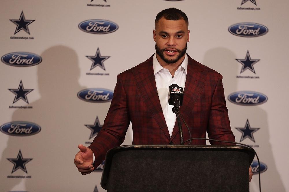 Wilson separates from Dak in 1 area