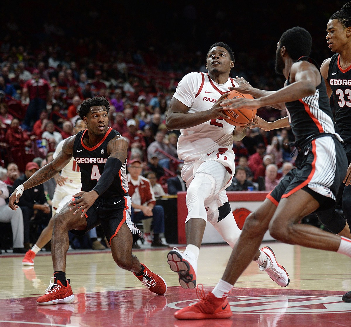 Hogs hold Bulldogs under 30 percent | Hot Springs Sentinel Record