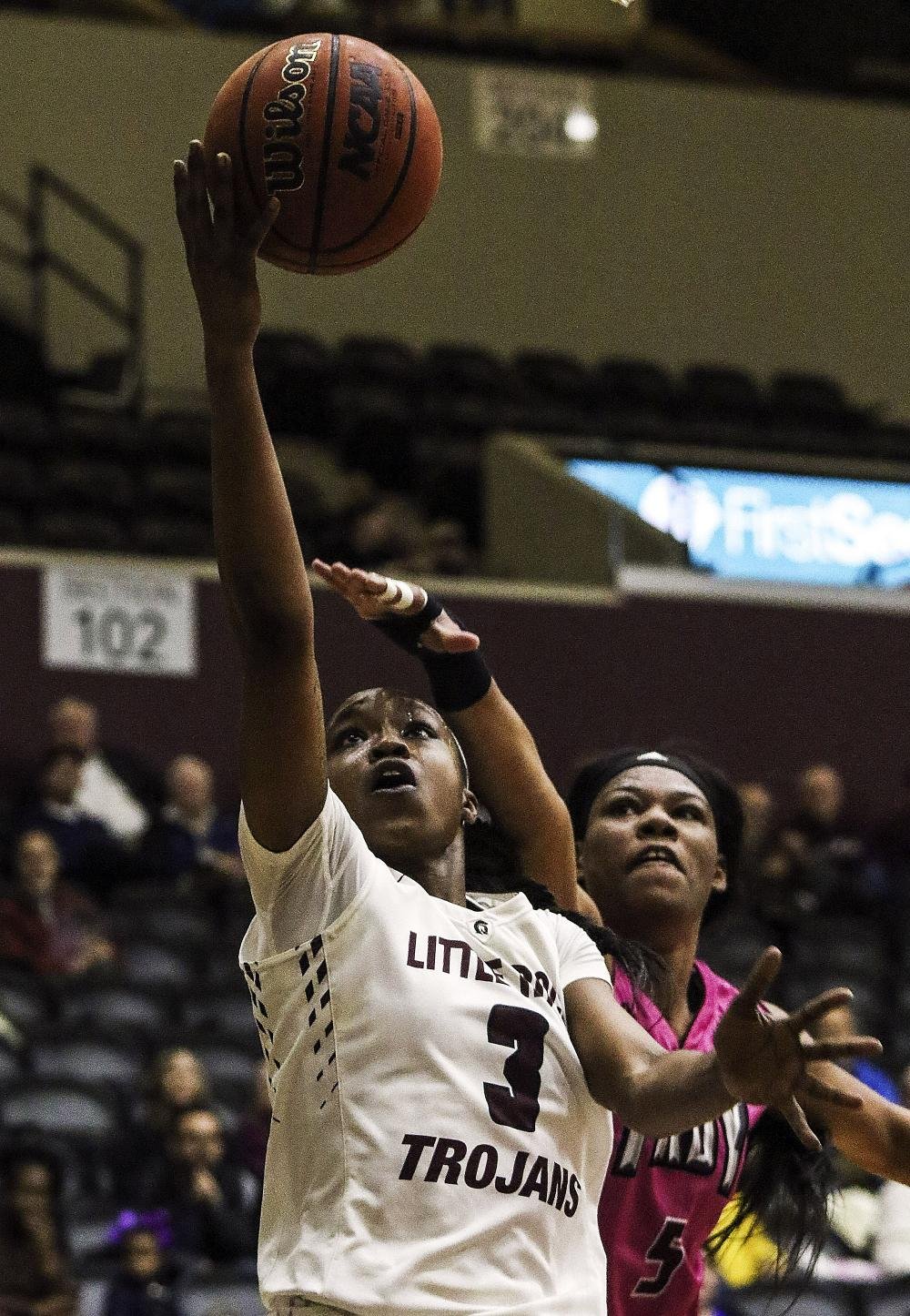 Ironing out the press: UALR downs Troy, runs streak to 7 in a row