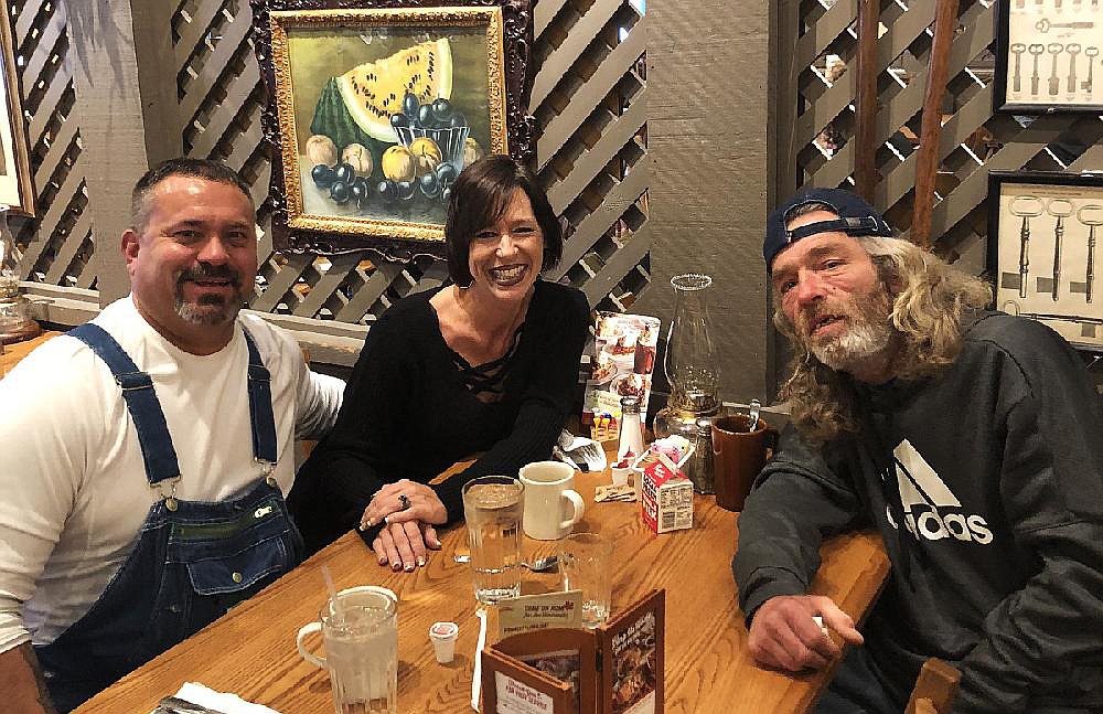 VIDEO: Couple take homeless man from Little Rock on long trip home ...