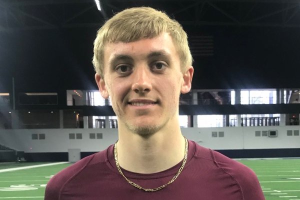 QB's relationship with coaches key in Arkansas interest