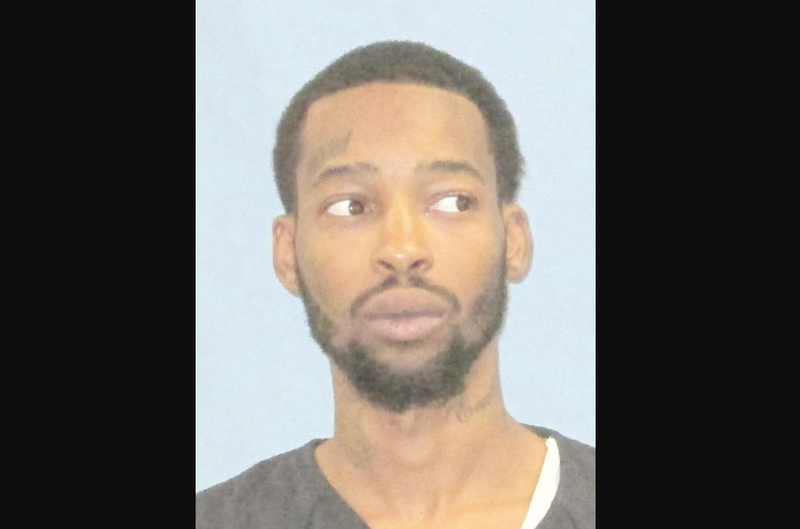 Little Rock man charged with holding girlfriend in apartment 'against ...