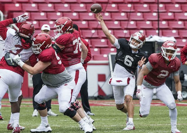 Hicks picks Hogs, coaches to follow