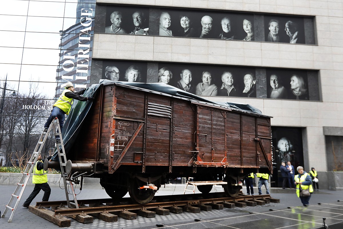 Train car arrives in NY for Auschwitz exhibit | Hot Springs Sentinel Record