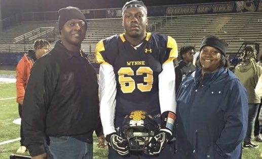 WholeHogSports - Get to know Arkansas O-line commit Terry Wells