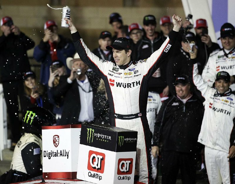 Keselowski corrects balance to win Kansas race | The Arkansas Democrat ...