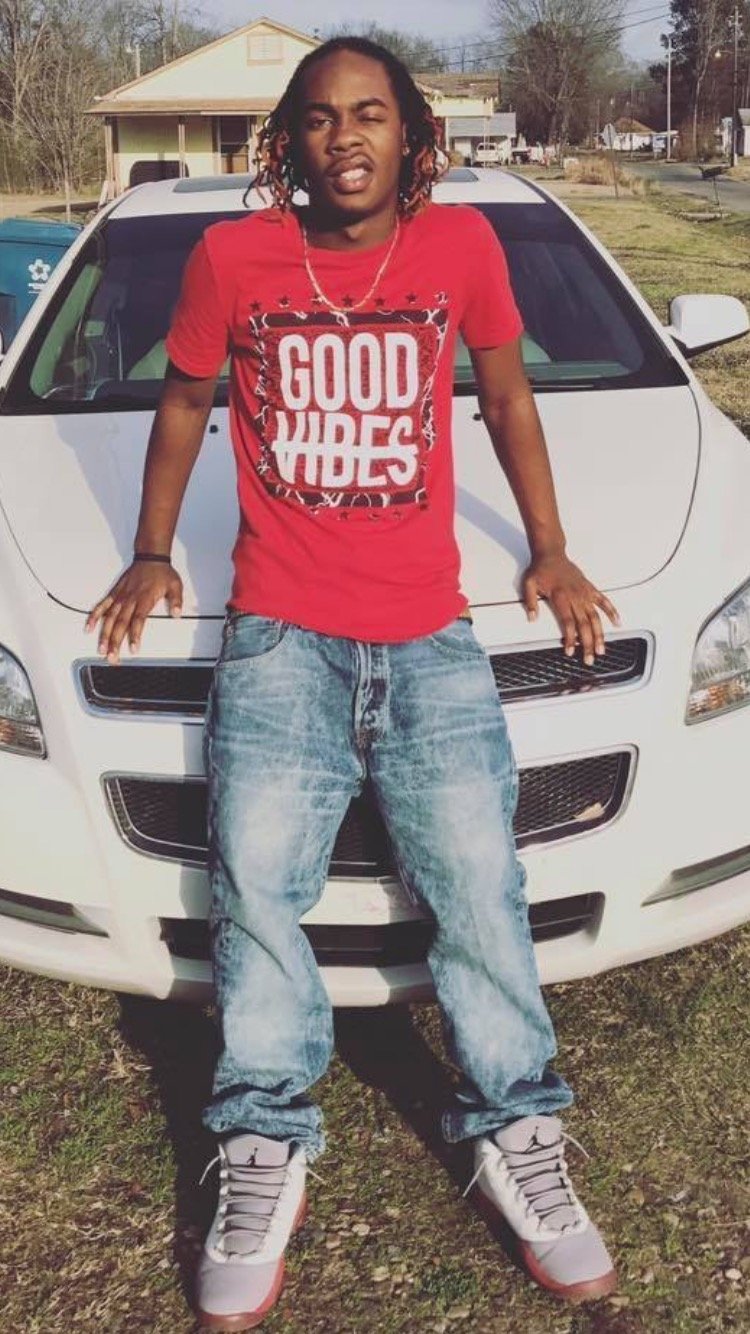 Malvern man arrested for shooting; teen sought