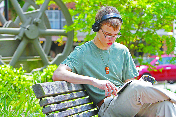 Philosphical reading time | El Dorado News