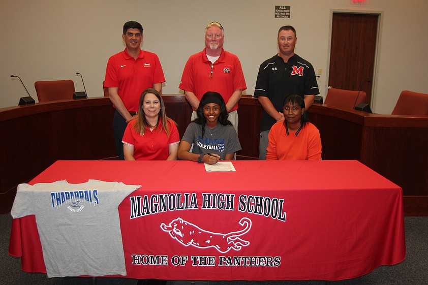 MHS' Sneed signs with juco school in Texas | Magnolia Banner News