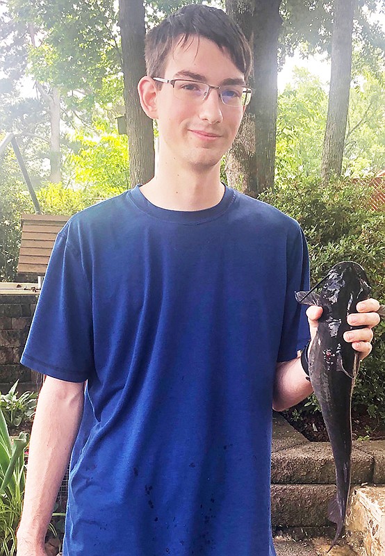 Prize fish breaks record | Hot Springs Sentinel Record