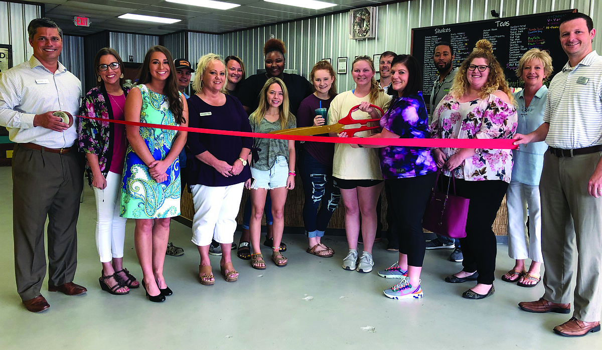Awesome Blossom Nutrition grand opening | Magnolia Banner News