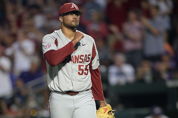 WholeHogSports - Zay's day: Campbell saves best for postseason