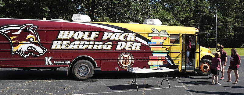 Lake Hamilton Wolf Pack Reading Den gets rolling | Hot Springs Sentinel ...