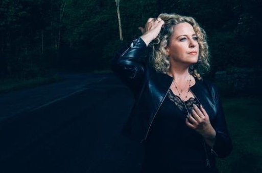MUSIC SCENE: Singer-songwriter Amy Helm to perform at Ozark Folk Center ...