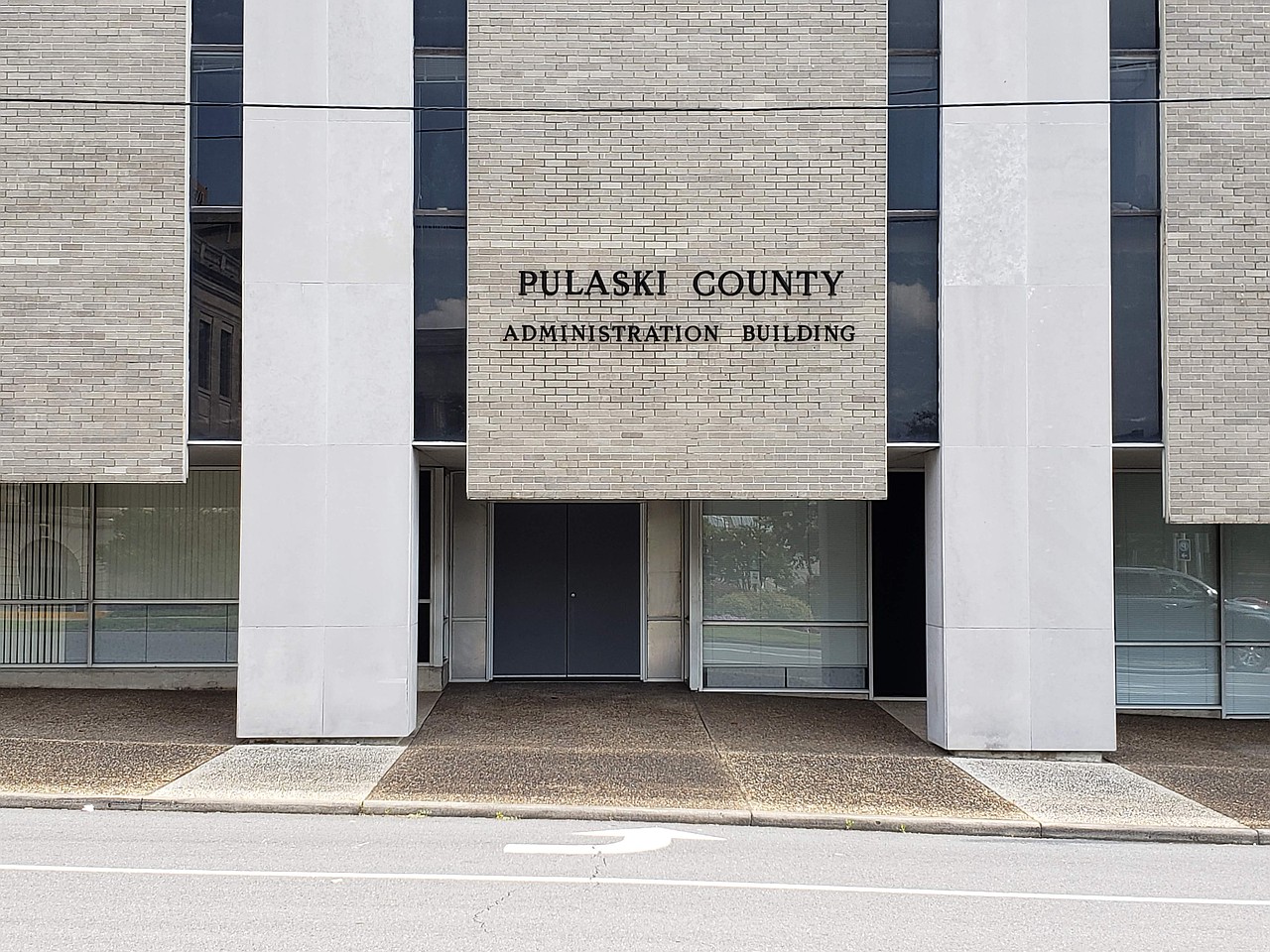 Buckner closes in on Pulaski County treasurer victory in Democratic ...