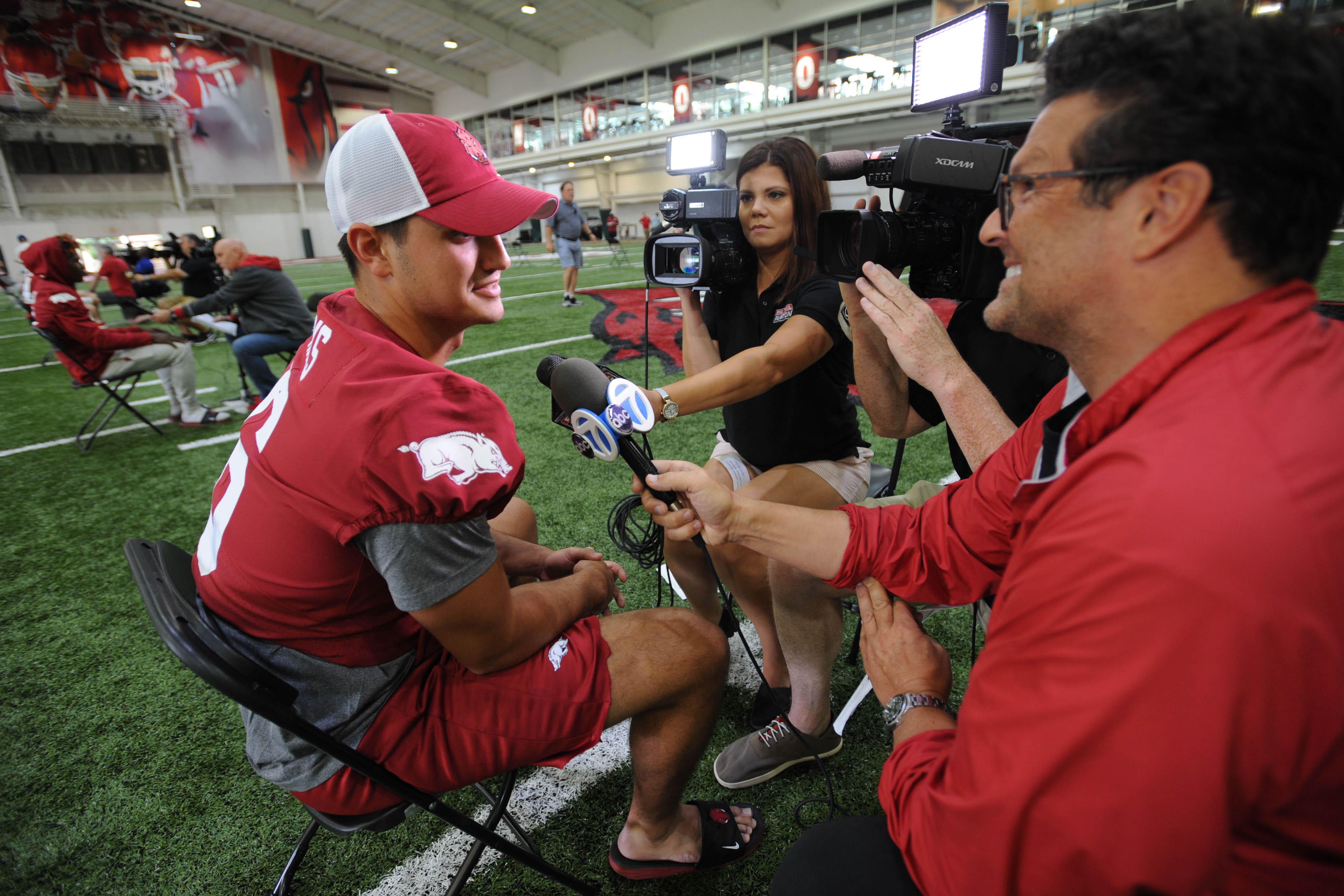 WholeHogSports - VIDEO: Interviews from Arkansas media day