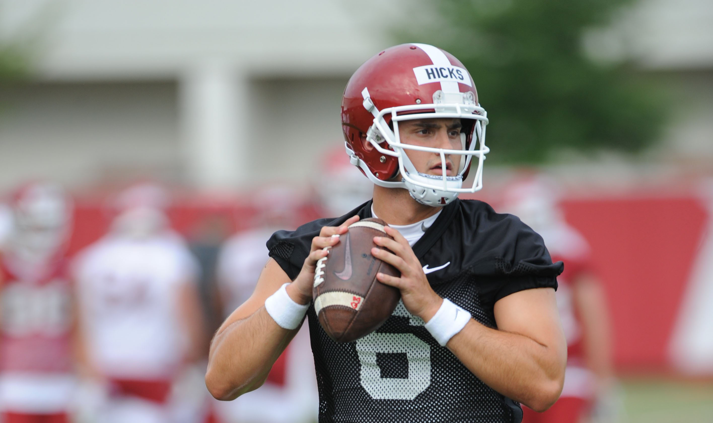 WholeHogSports - No separation at QB halfway through camp