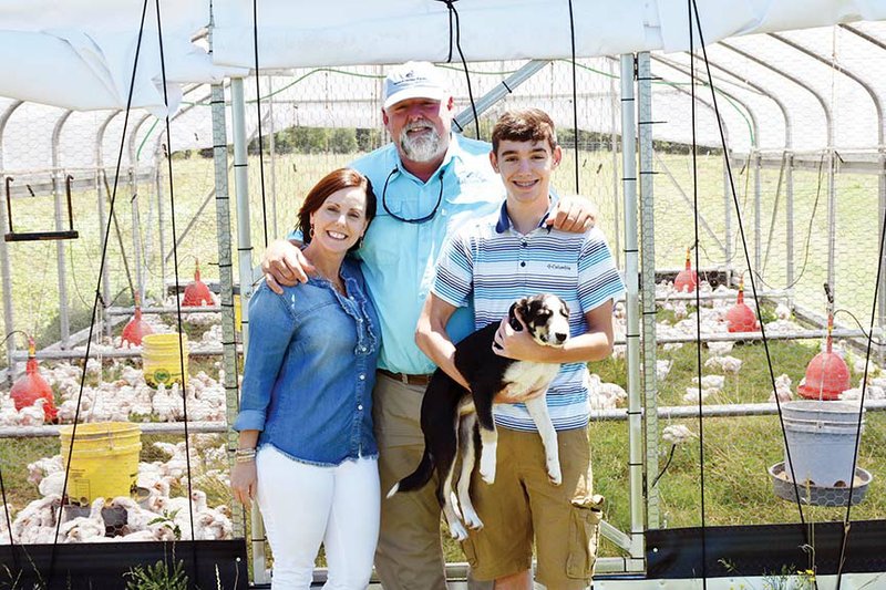 Operation earns honors for Rabbit Ridge family | The Arkansas Democrat ...
