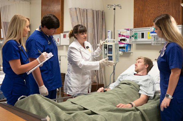 SAU’s 4-year nursing program ranks 3rd in state for NCLEX pass-rate ...