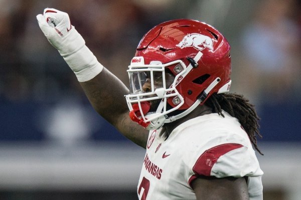 Two Hogs stand out to Vikings | Whole Hog Sports