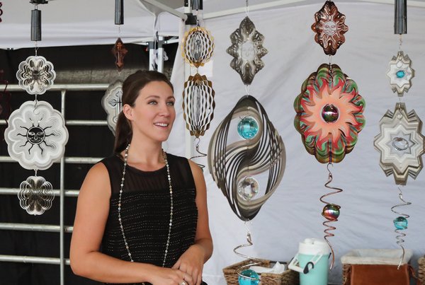 Arts, crafts fair opens | Hot Springs Sentinel Record