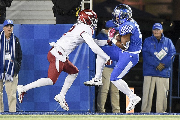 State of the Hogs: Opportunity knocks but Arkansas can't answer | Whole ...